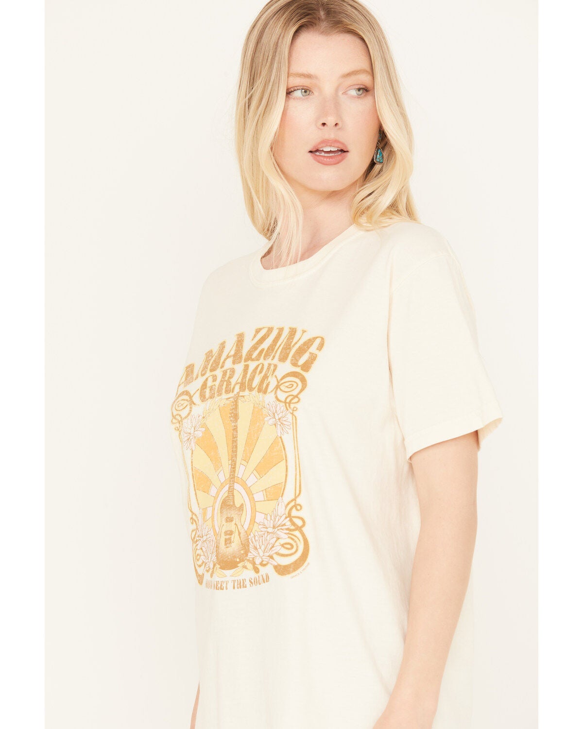 Kerusso Women's Amazing Grace Guitar Graphic Tee, White
