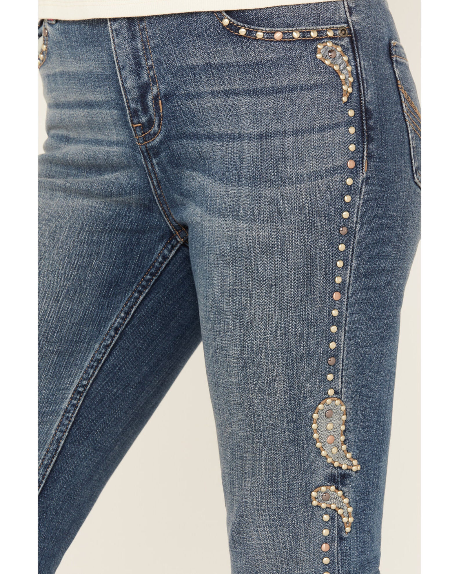 Idyllwind Women's Onslow Medium Wash Gypsy High Rise Embellished ...