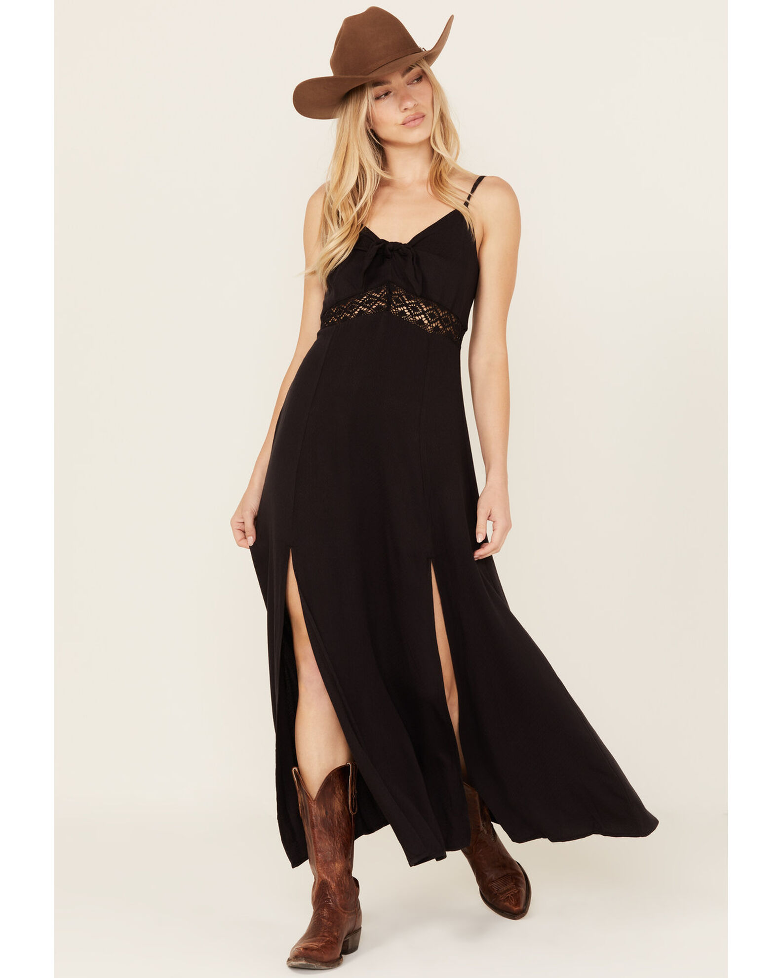 Product Name: Idyllwind Women's Wisteria Tie Front Maxi Dress