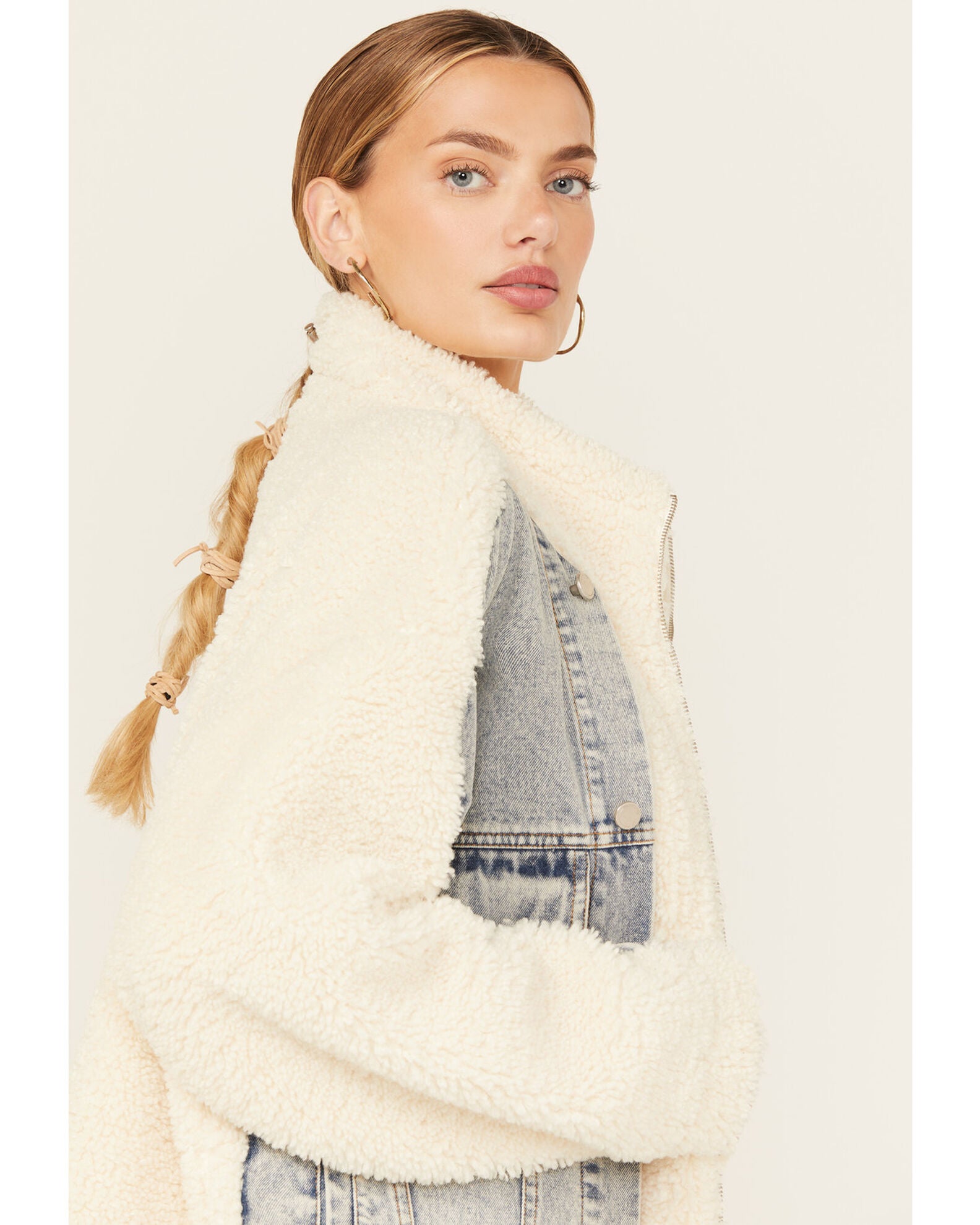 BLANKNYC Women's Candy Land Jacket, Light Wash