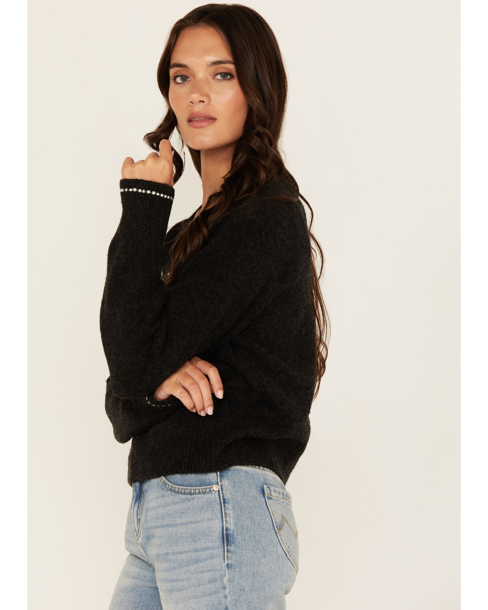 White Crow Women's Howdy Stitched Long Sleeve Sweater, Black