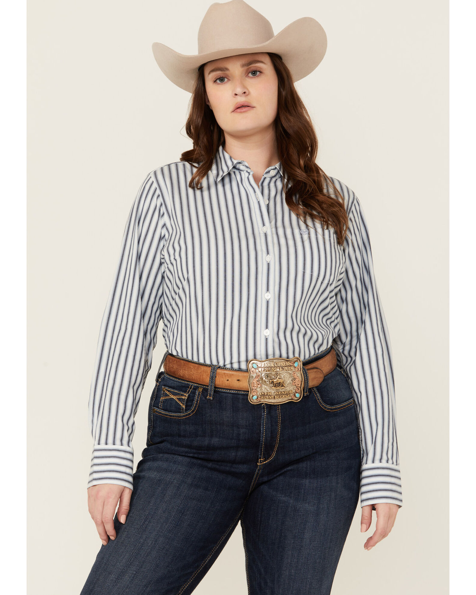 T And Décor Sale